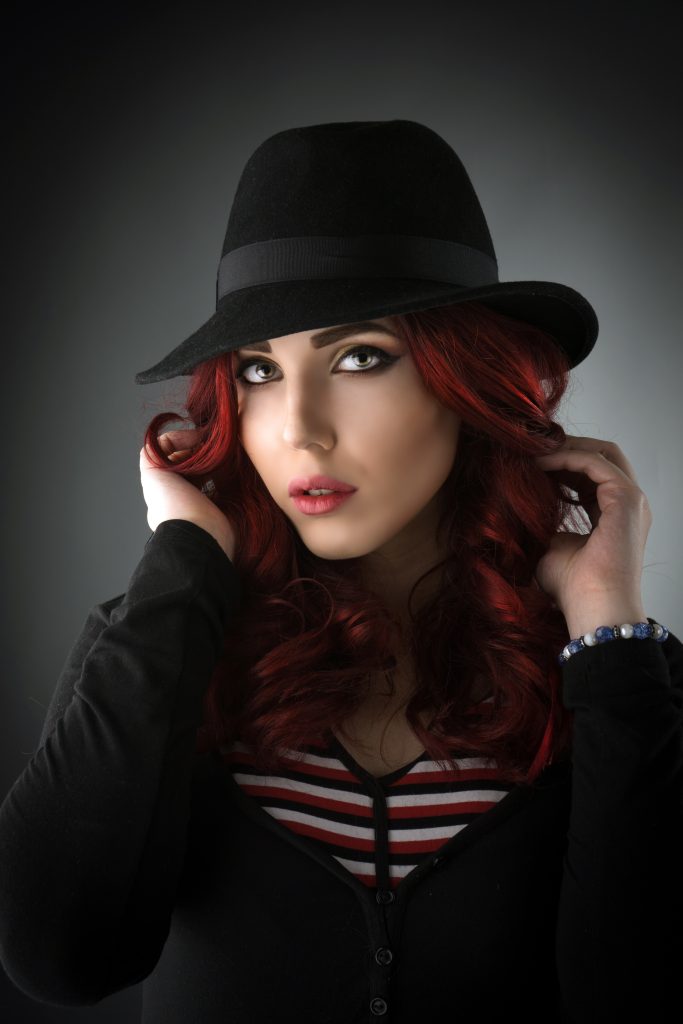 Scottish Women: The Ultimate Guide to Meet Young Scottish Women